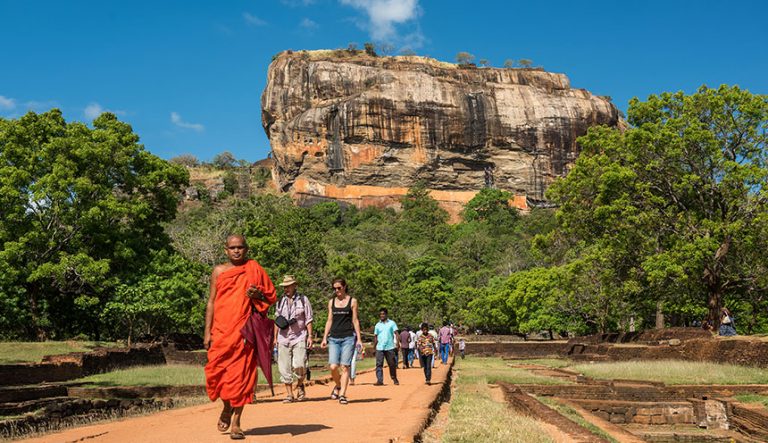 Places to visit in Sri Lanka | Sigiriya Tours | Tours in Sigiriya Rock ...